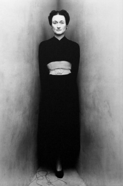 Irving Penn- Photographer's Biography & Art Works - Huxley-Parlour Gallery